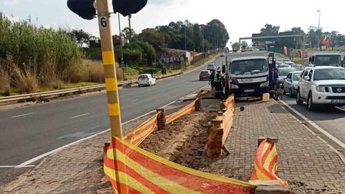 JRA replaced vandalised traffic lights | Joburg ETC
