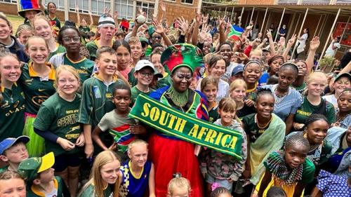 Mama Joy visits Farrarmere Primary School | Joburg ETC