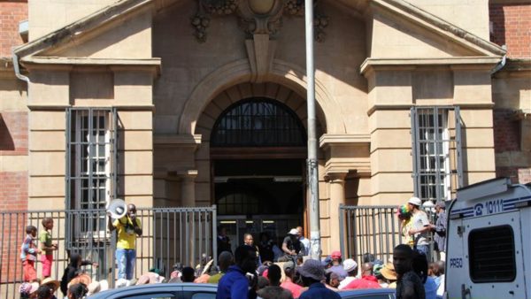 Eugene Botha identified as man who killed family in Rondbult | Joburg ETC