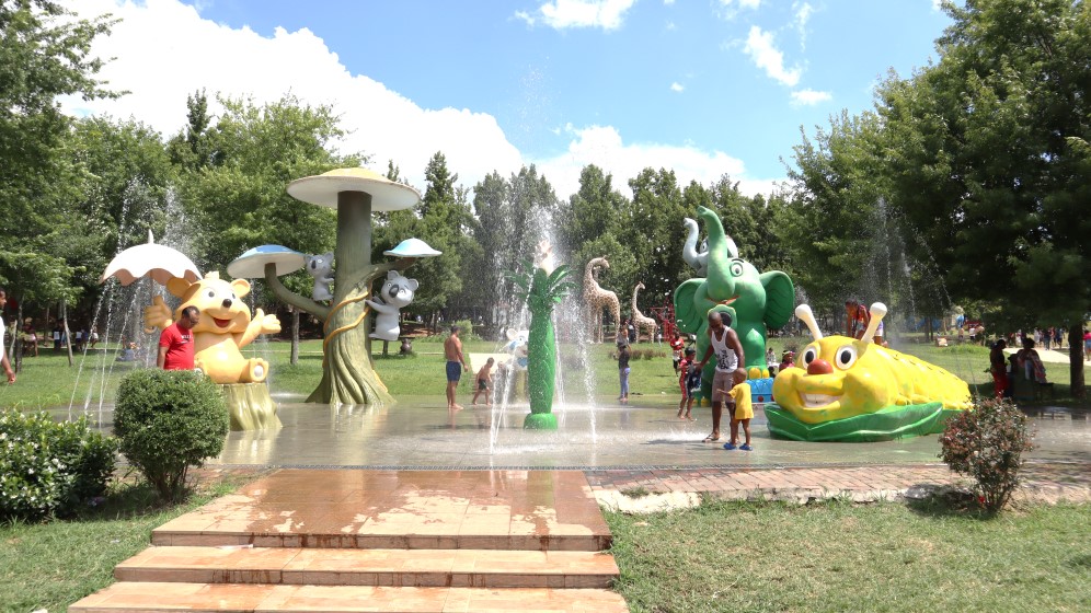 Mzansi Theme Park Joburg: Summer Fun with Water Slides & Rides