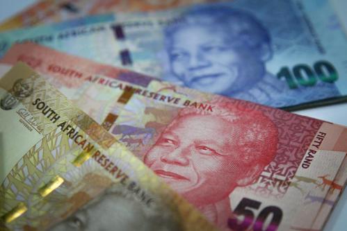South African Rand Gains Strength Ahead of Key Economic Data Releases