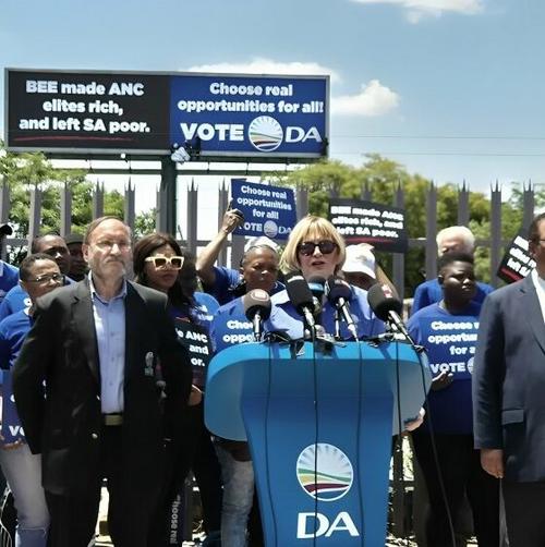 Matthew Chaskalson Appointed New Evidence Leader at Madlanga Commission