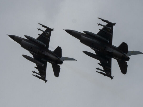 Russia claims F-16 fighter jet shootdown in Ukraine conflict