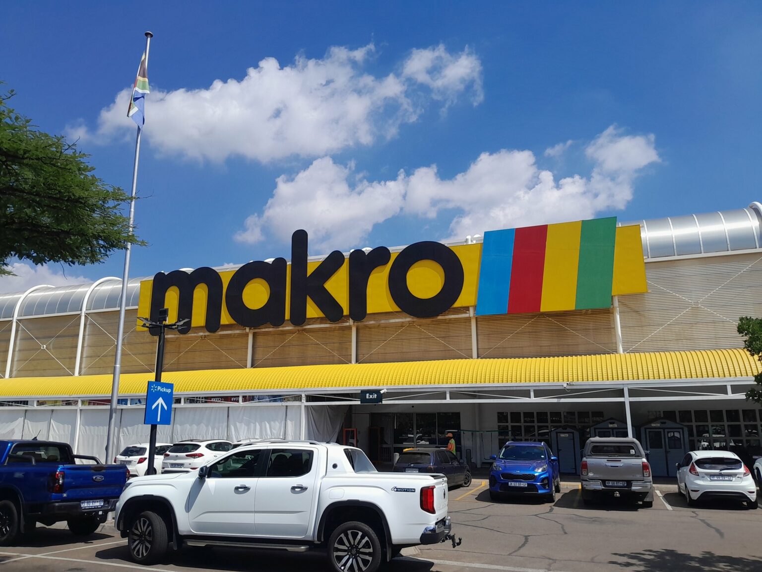Tshwane Cuts Power to Makro Wonderboom Over R1.8m Bill